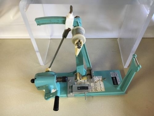 Solicitar VINTAGE SASHEEN 3M S-72 Model BOW MAKER Ribbon Bow Pins Craft ...